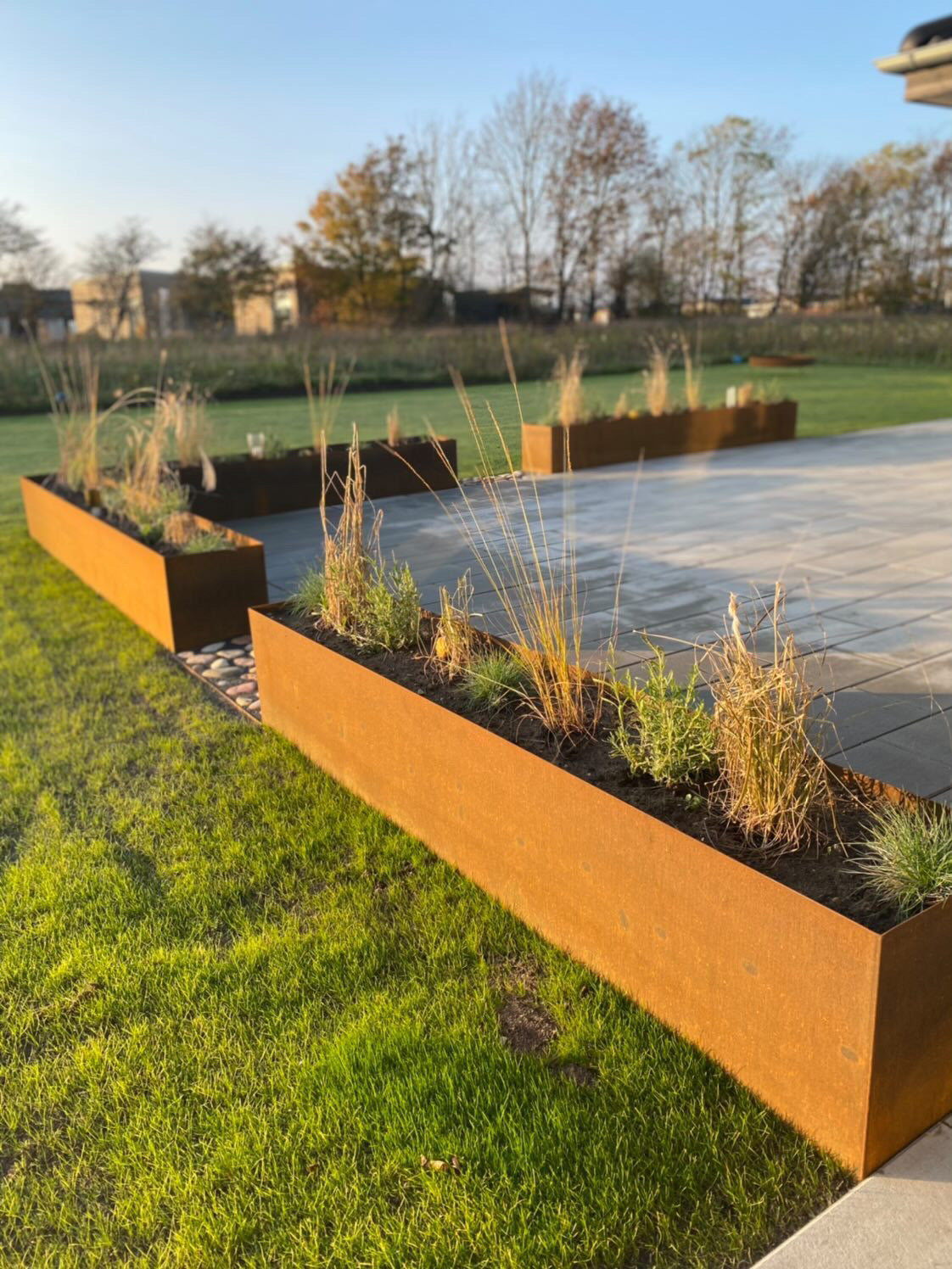 Plantekasser i cortenstål | Køb de flotteste plantekasser online ...